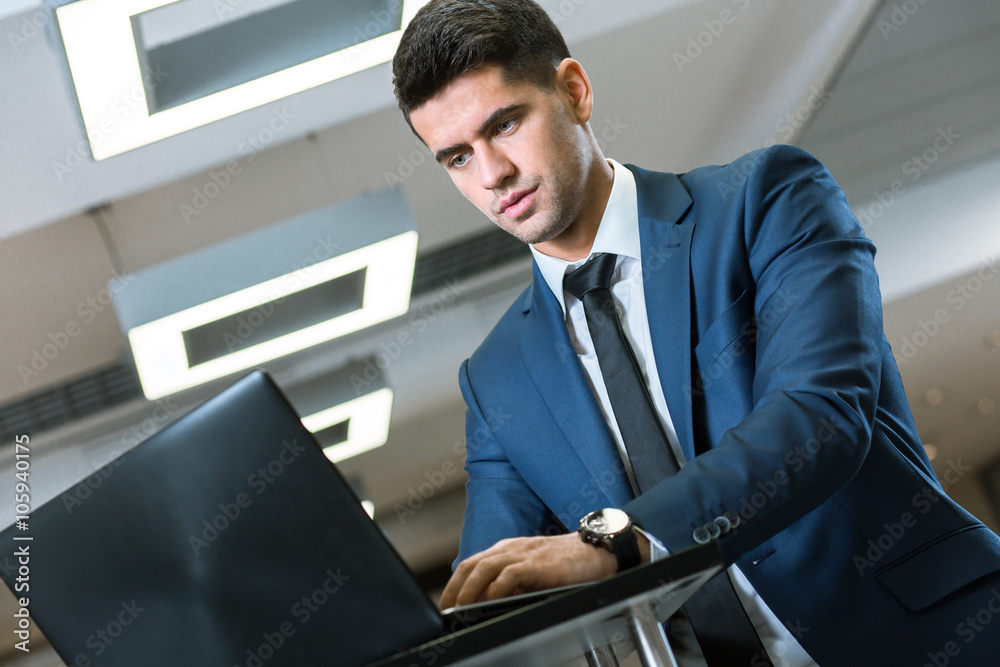 Computer is my work tool foto de Stock | Adobe Stock