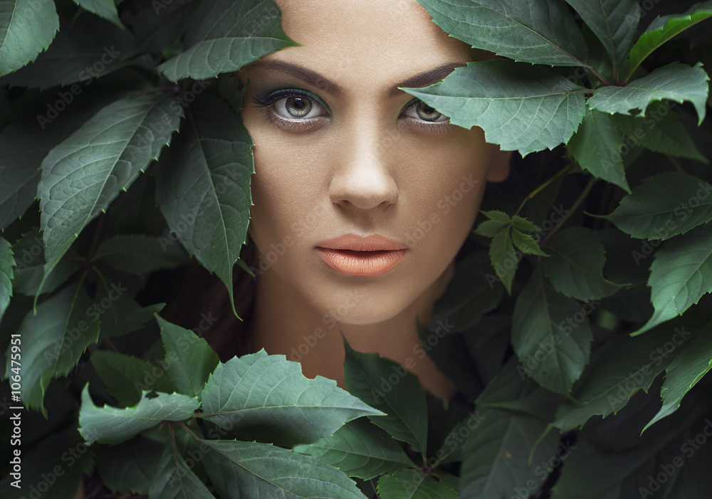 Sexy Beauty Girl with coral Lips. Provocative green Make up. Luxury ...