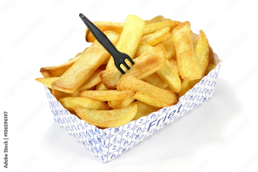 dicke niederländische Pommes Frites in einem Papptray Stock-Foto ...