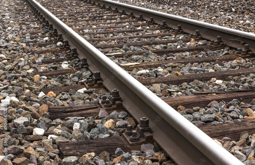 Bahnschienen Stock-Foto | Adobe Stock