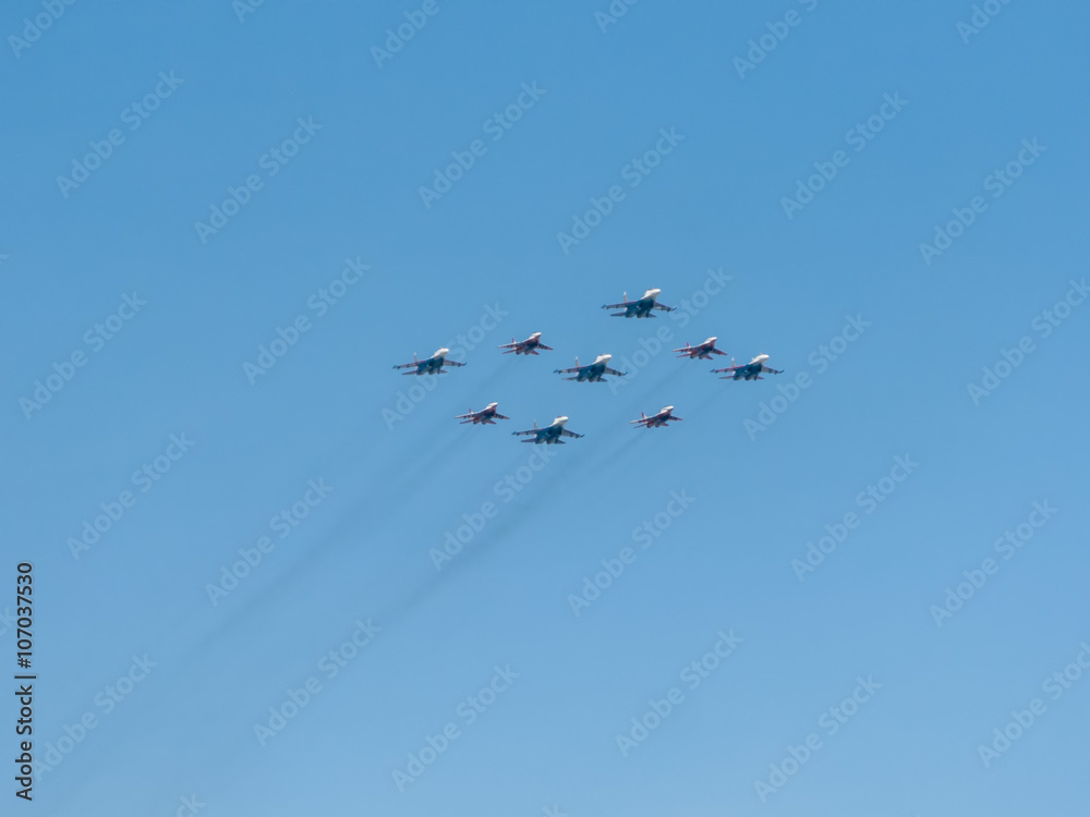 4 Mig-29 The Russian Knights and 5 Su-27 Swifts form Diamond-shape ...