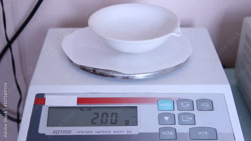 Vídeo Do Stock Working With A Microscope Lab Microscope Setting The