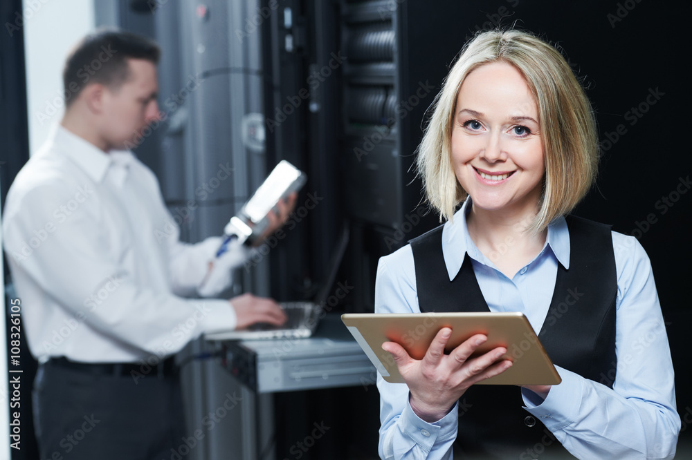 service engineer in server room Stock-Foto | Adobe Stock