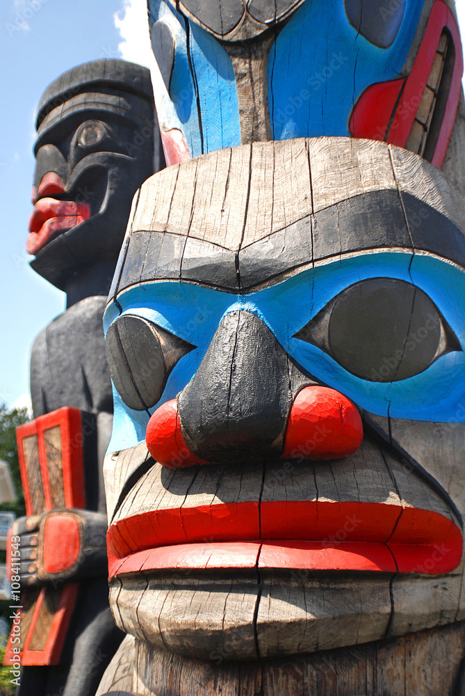 Pacific Northwest Native American Totems