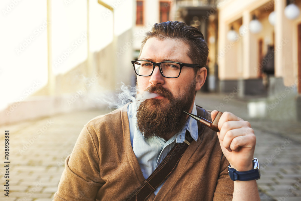 Hipster Beard Pipe