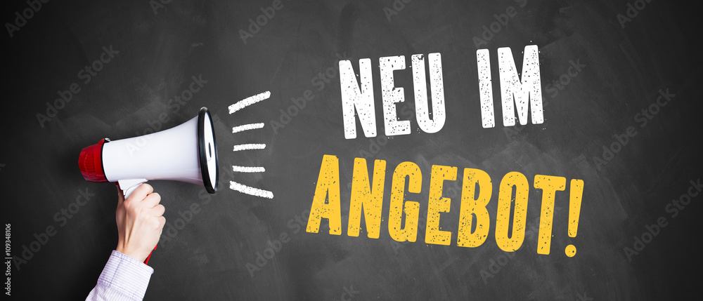 Megafon vor Kreidetafel mit Slogan "Neu im Angebot" Stock-Foto | Adobe ...