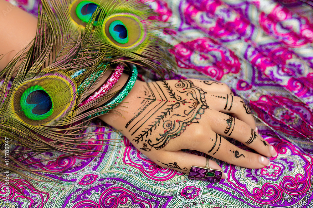 Peacock Feather Henna