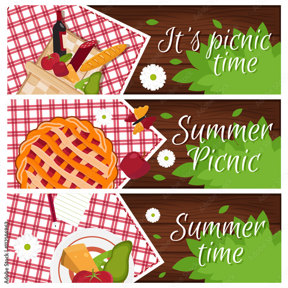 Set of banners with wooden desk with picnic basket for summer ti Stock ...