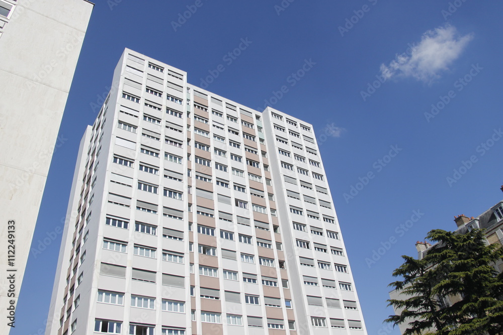 Immeuble HLM à Paris Stock Photo | Adobe Stock