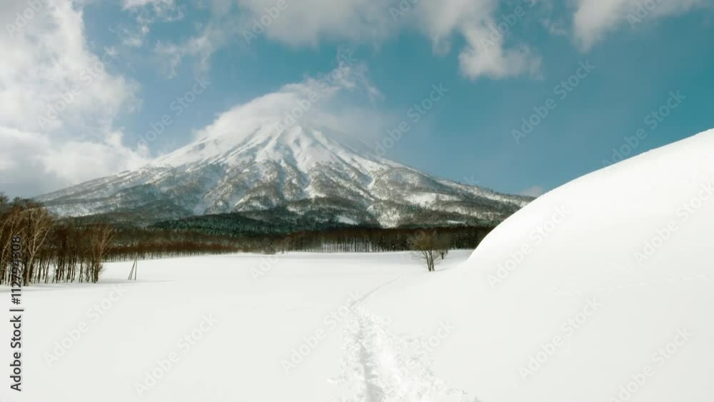 Video Stock Mt Yotei - Scenic Shot in the Middle of Winter. Sunny Snow ...