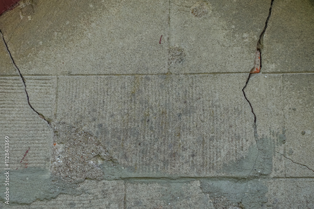 Treppenformige Risse In Der Wand