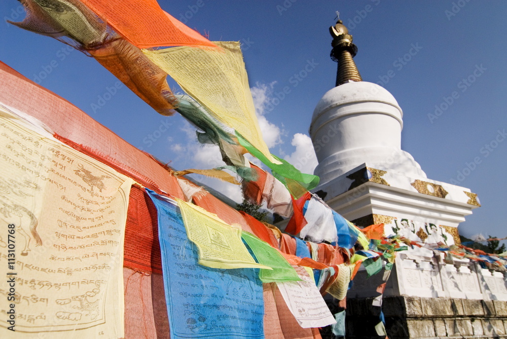 Buddhist prayer flags and stupa atop Paoma Shan, Kanding, Sichuan ...