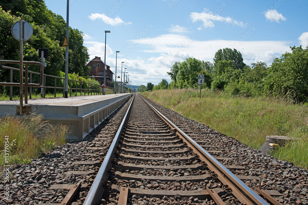 Bahnsteig, Bahngleis, Bahnsteigkante Stock Photo | Adobe Stock