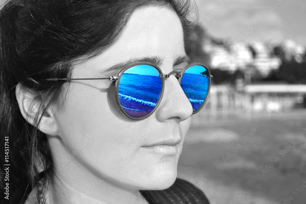 Sunglass Reflection Black And White