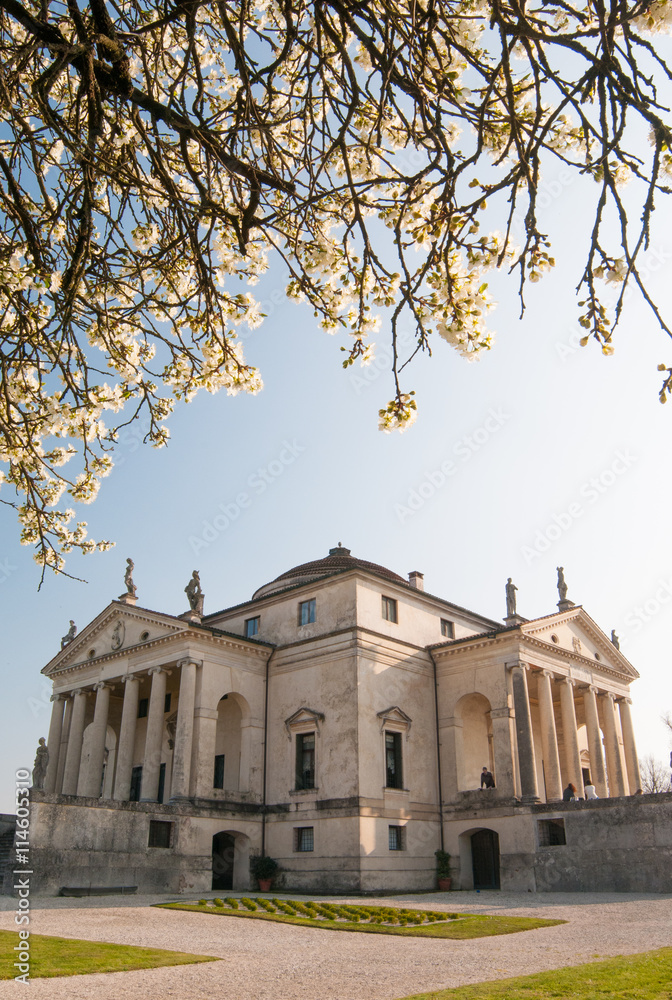 Perspective of the famous Villa La Rotonda by the architect of the ...