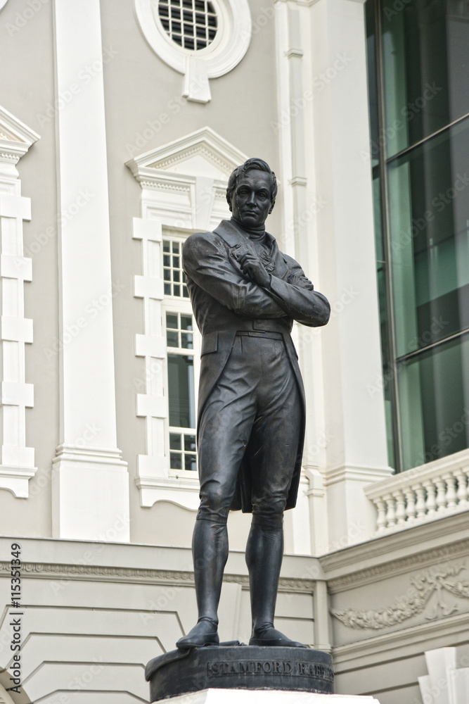 Statue of Sir Stamford Raffles (the founder of the modern Singapore ...