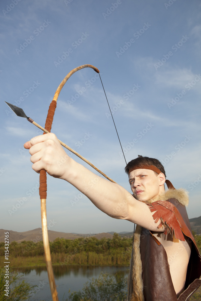 Robin Hood. Archer with arrow and long bow foto de Stock | Adobe Stock