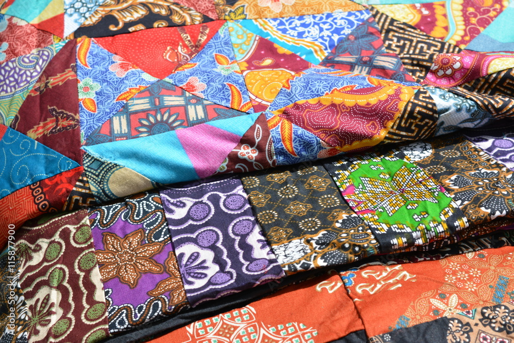 Bunte Stoffe Stock-Foto | Adobe Stock