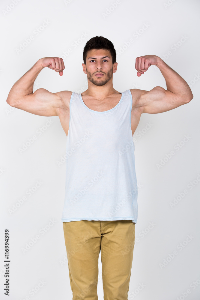 Sportler / Bodybuilder zeigt seine Muskeln Stock Photo | Adobe Stock