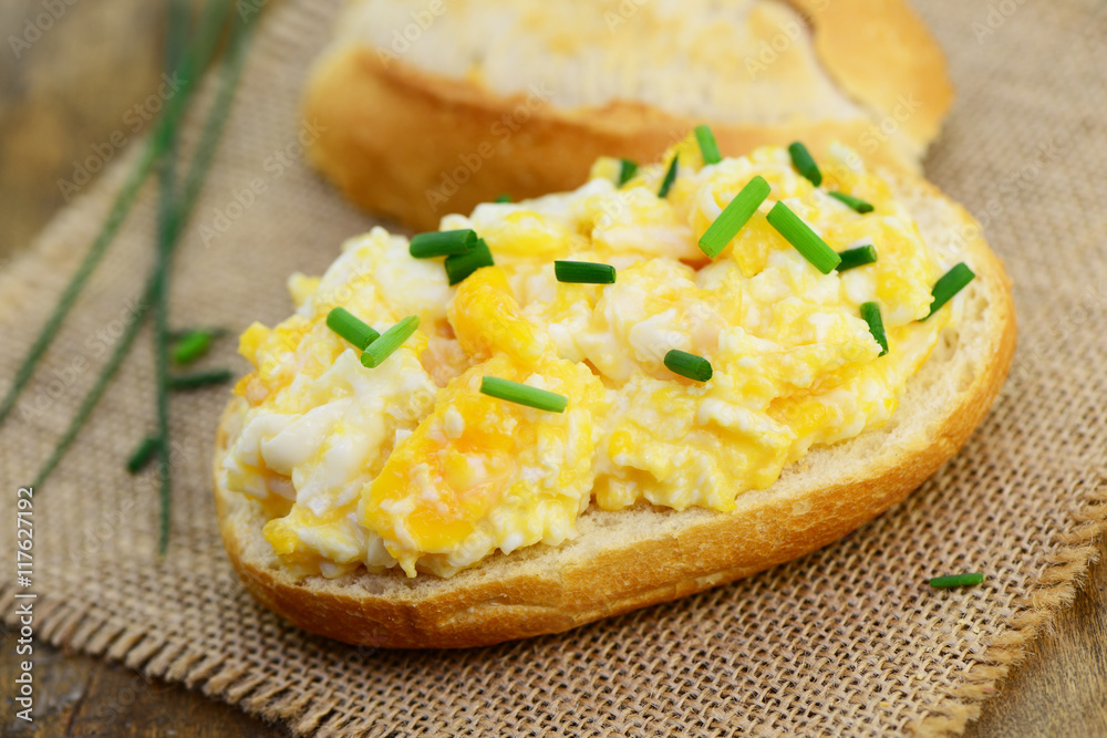 Eier Brot Stock-Foto | Adobe Stock