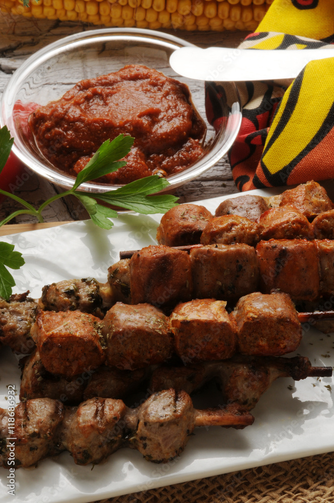 Pinchitos de cerdo a las finas hierbas Mini pork skewers with herbs ...