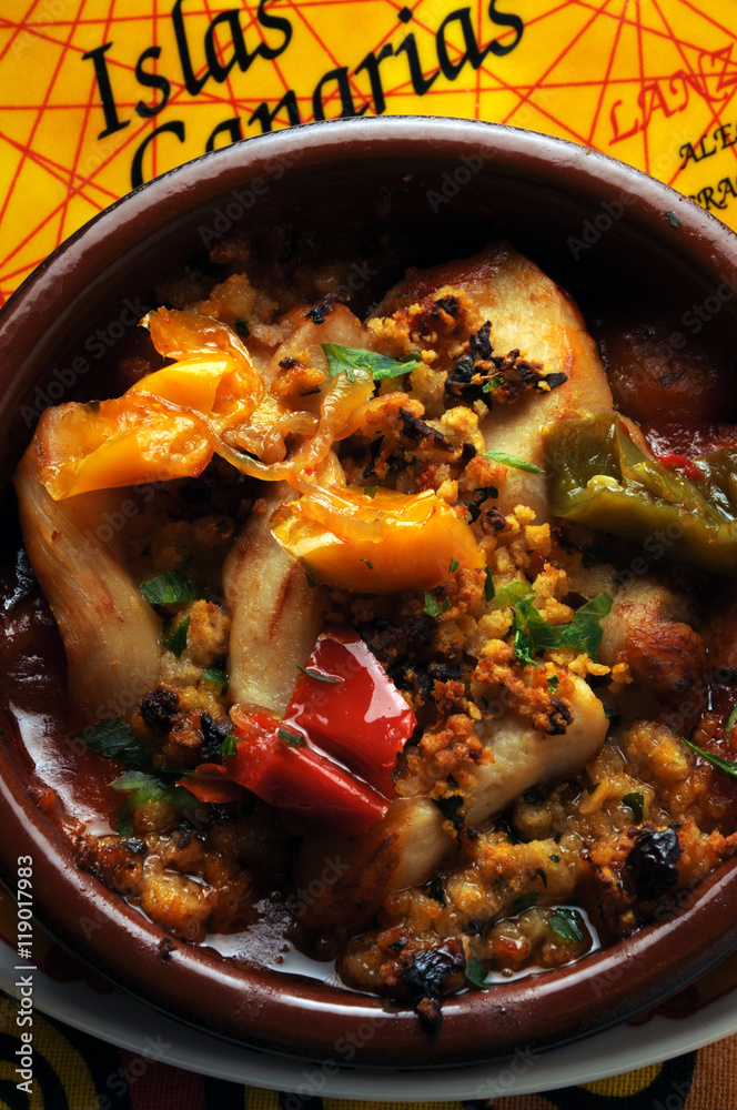 Pollo y pimiento Gastronomía de España Spanska köket Kuchnia hiszpańska ...