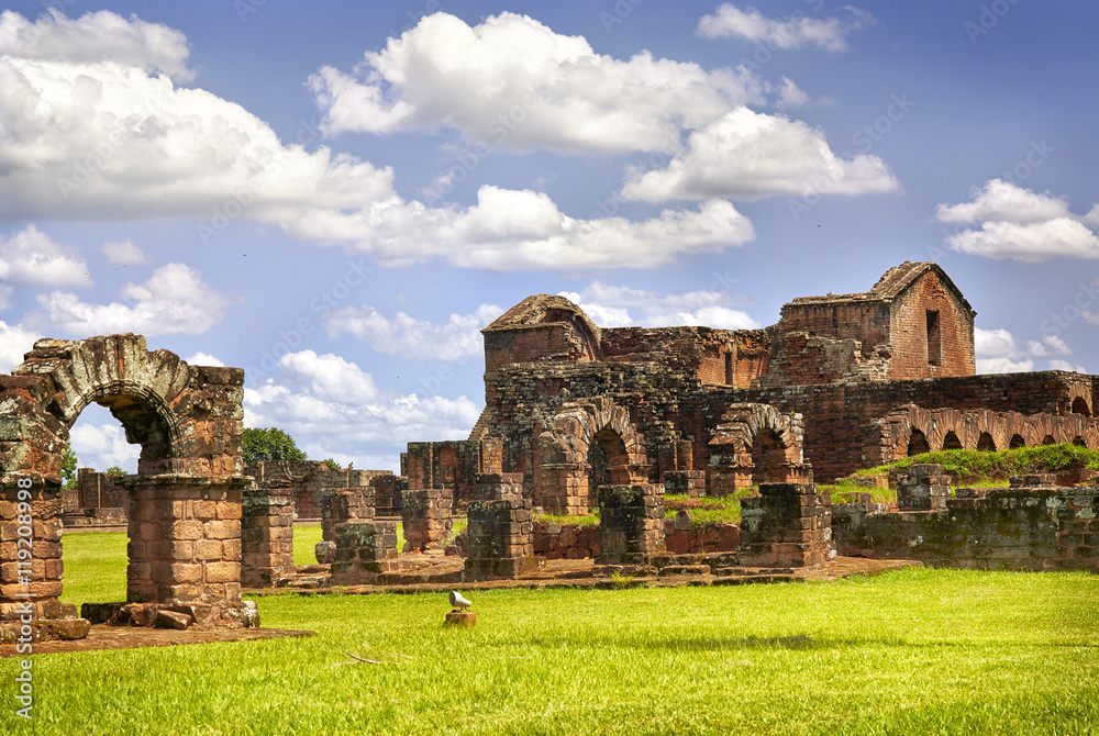 Foto de Ruins of the Jesuit Guarani reduction La Santisima Trinidad de ...