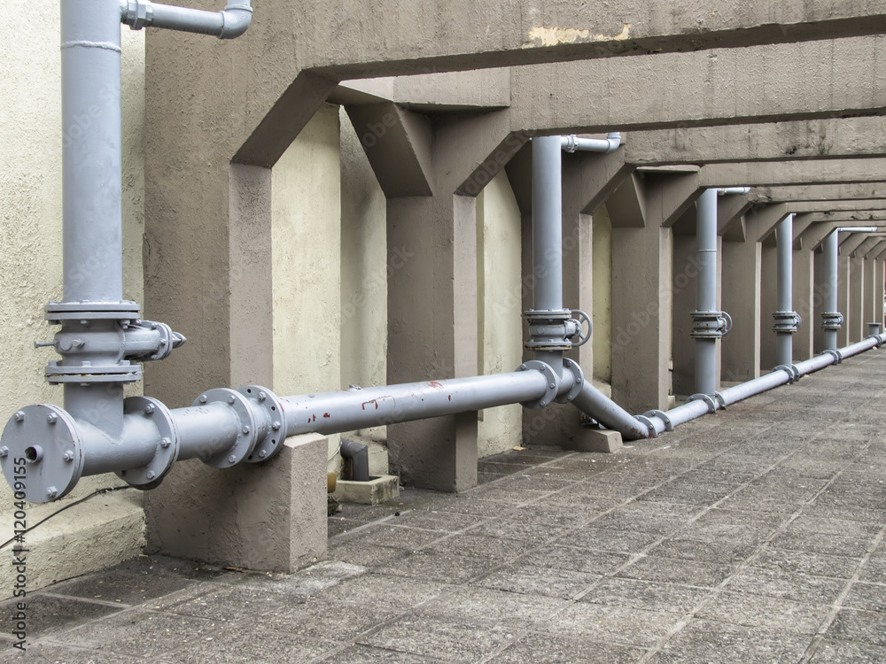 Photo & Art Print Estructura de columnas de hormigón y tuberías, theshooter