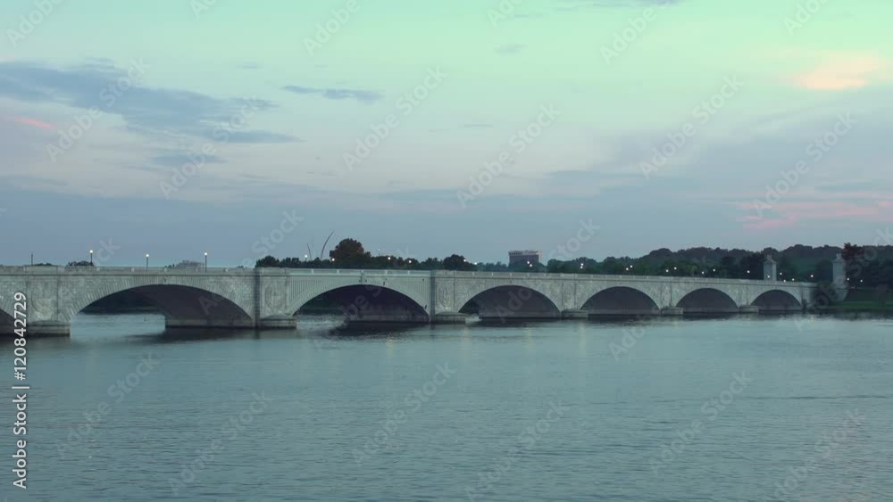 The Arlington Memorial Bridge - a Neoclassical masonry, steel, and ...