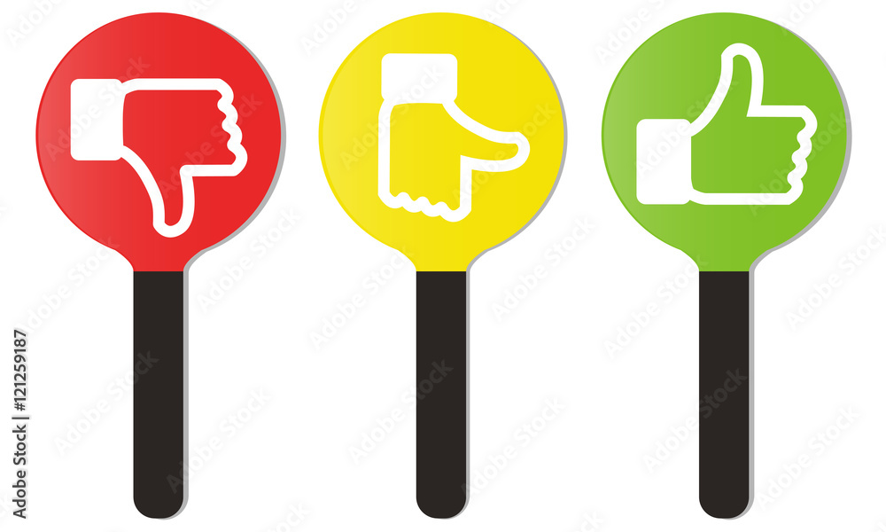 Drei Wertungskellen Wertungstafeln in rot gelb grün mit Daumen runter ...