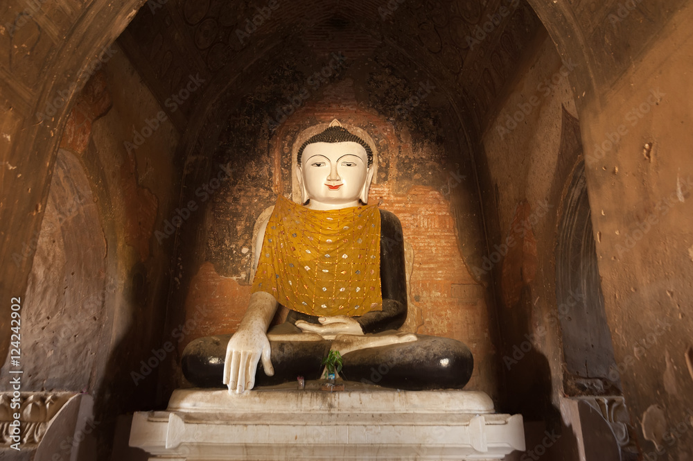 Ancient architecture of old Buddhist Temples at Bagan Kingdom, Myanmar ...