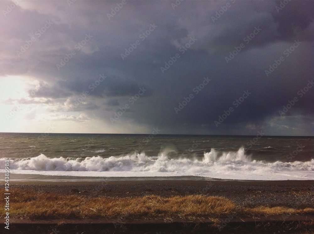 mare tempesta pioggia Stock Photo | Adobe Stock