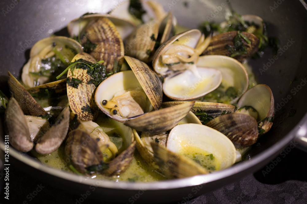 Ameijoas de Sao Jorge a Bolhao Pato, typical Portuguese food Stock ...