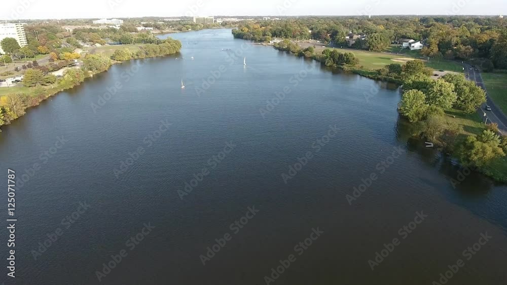 Sailboats and Rowing Crews on the Cooper River New Jersey Stock ビデオ ...