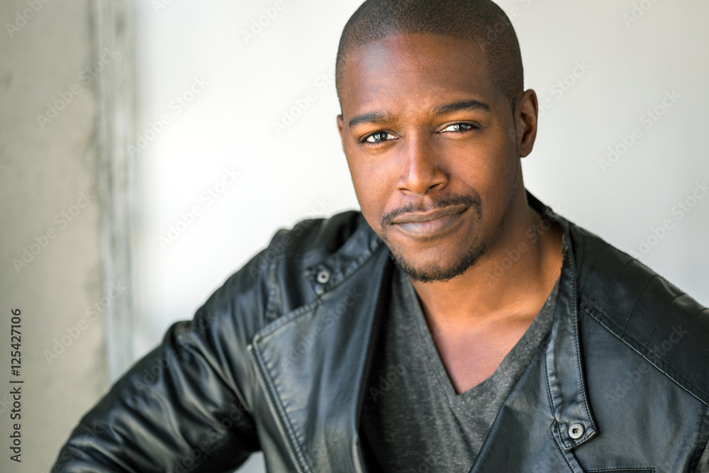 Handsome intense eyes headshot from man with passionate glare ...