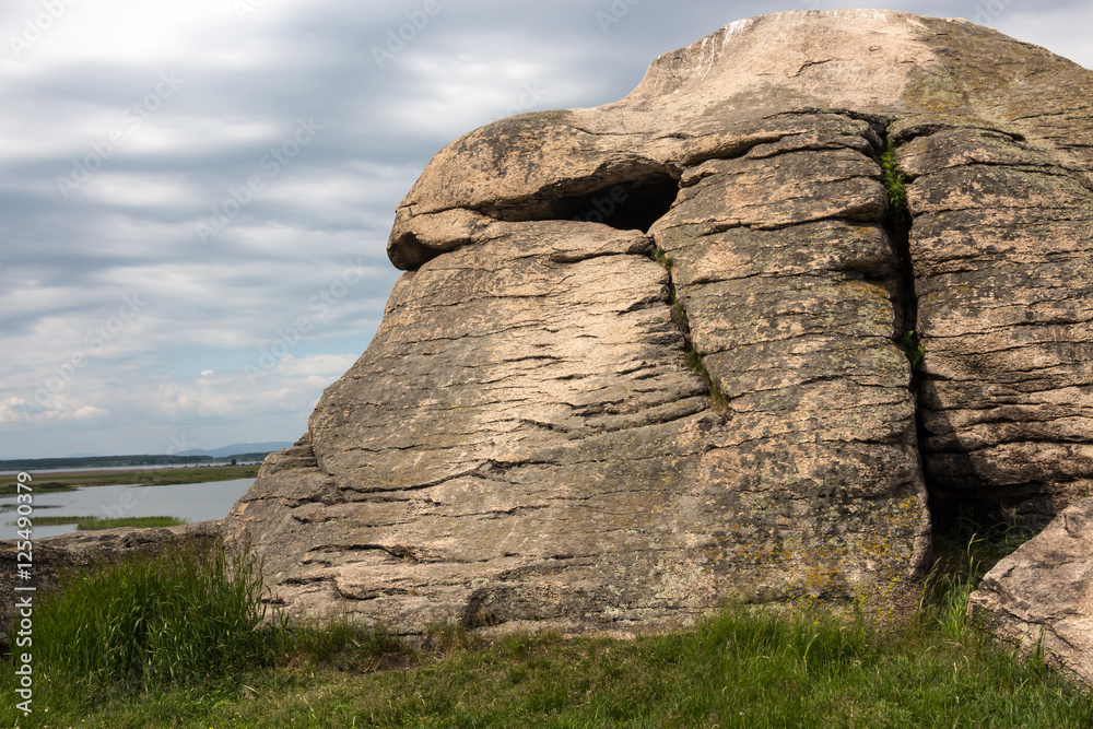 Rock shaped like a alien head, alien invasion landing place UFO life to ...