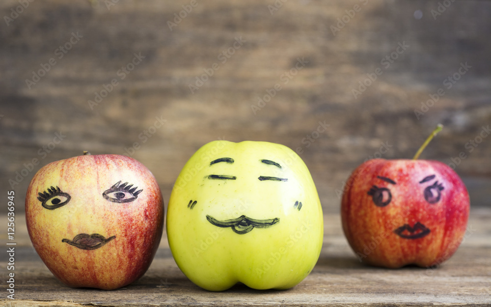 Apples With Faces