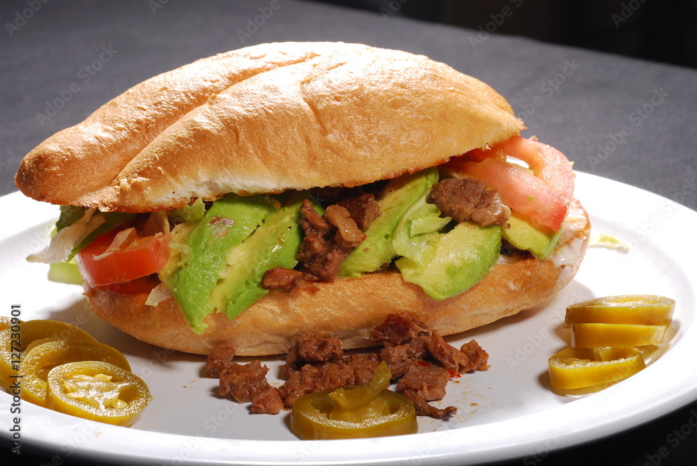 Tortas De Carne Asada