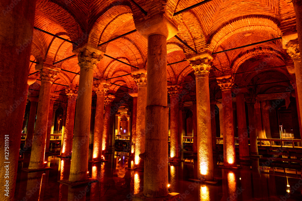 Basilica Cistern - underground water storage Yerebatan Sarayi, Istanbul ...
