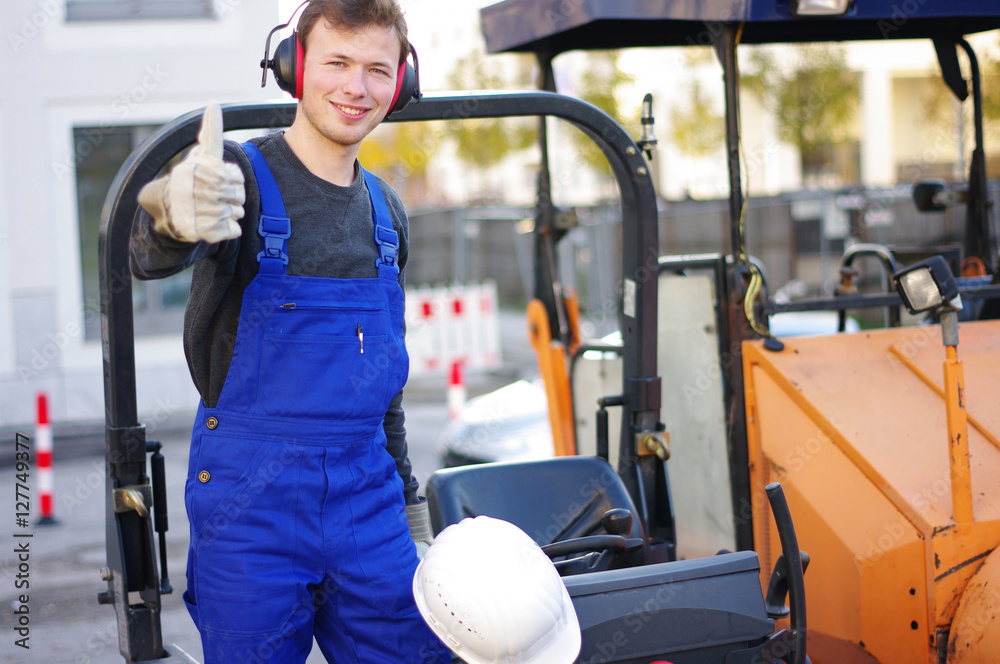 Sicherheit auf der Baustelle, Helm, Gehörschutz, Handschuhe Stock-Foto ...
