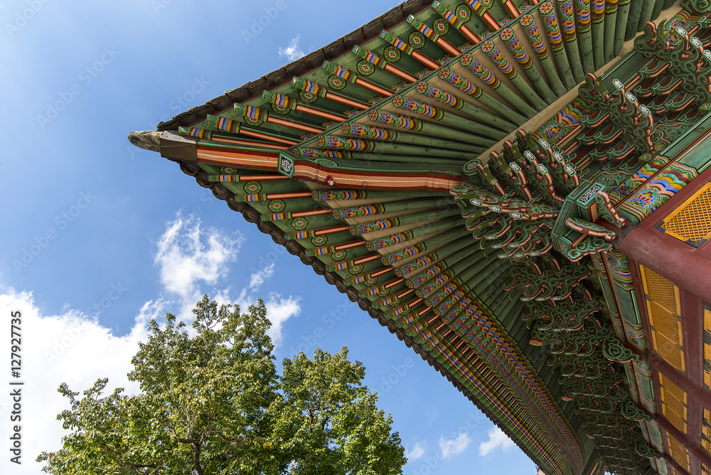 Details of the Traditional Korean architecture - roof in Changdeokgung ...