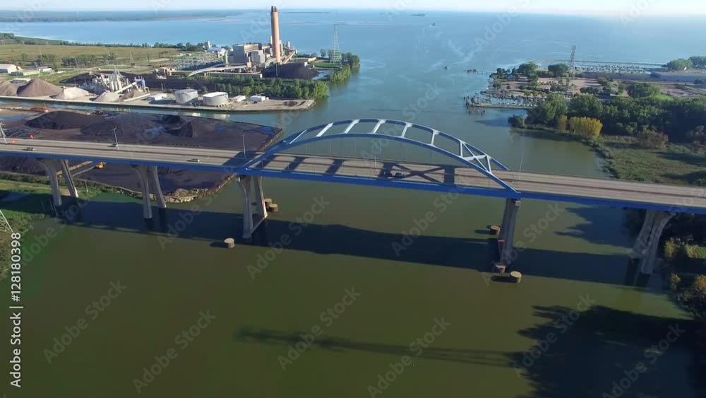 Scenic Leo Frigo Memorial Bridge in Green Bay, Wisconsin. AKA, Tower ...