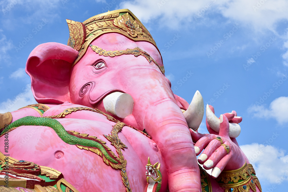 Pink ganesha statue at Wat Samarn, Chachoengsao, Thailand Stock Photo ...