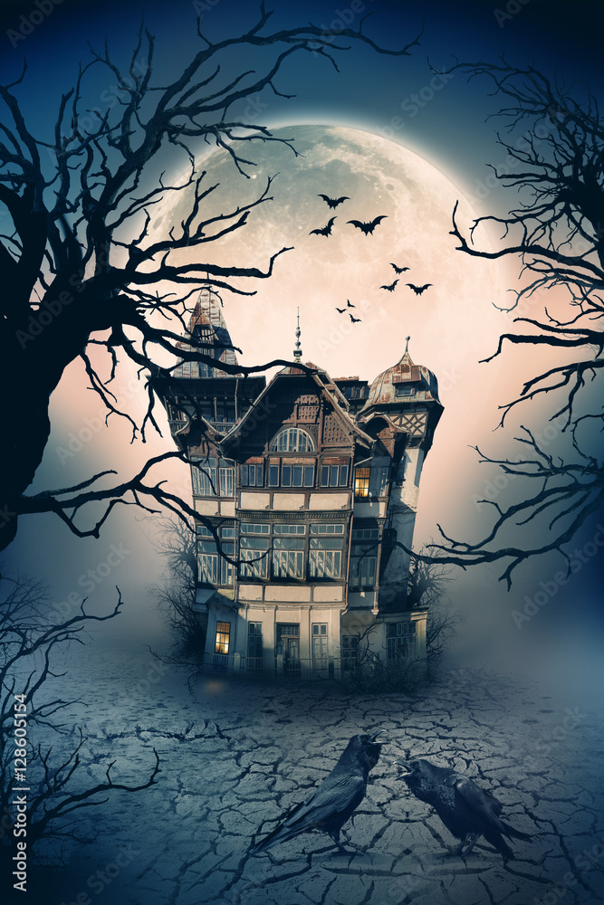 Spooky Haunted House Stock-Foto | Adobe Stock