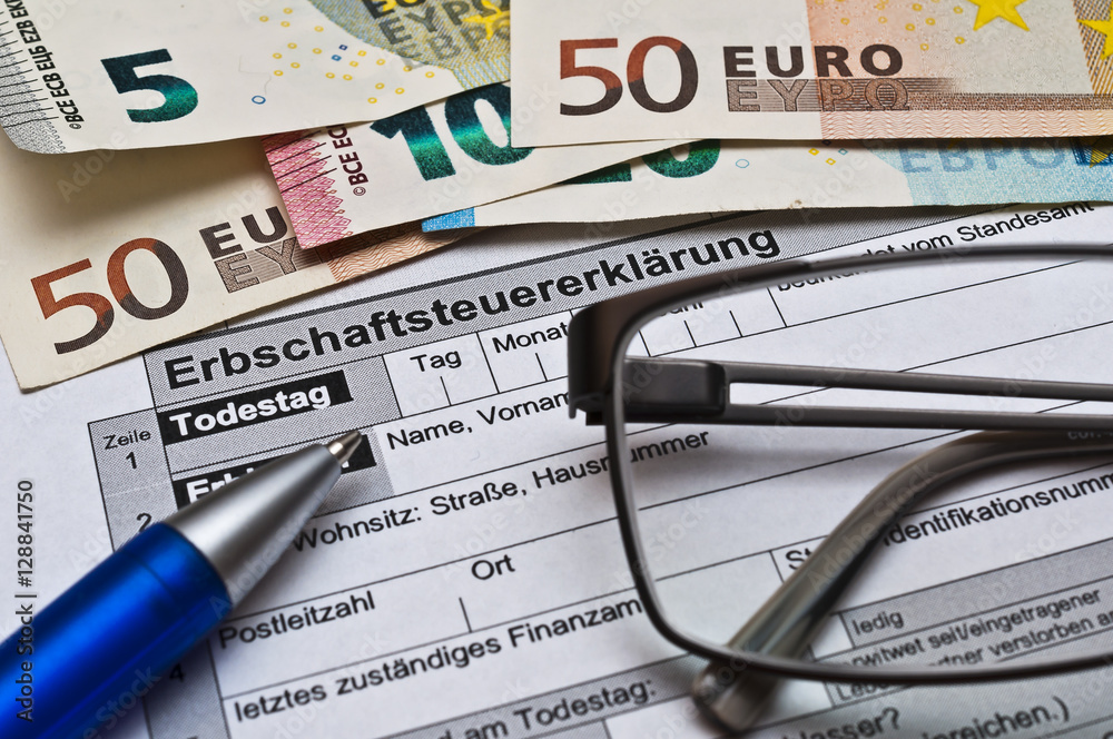 Finanzamt Erbschaftssteuer Stock-Foto | Adobe Stock