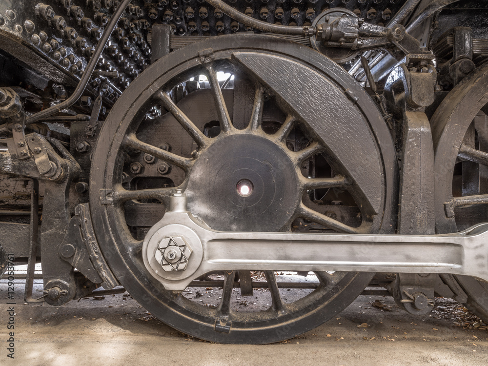 Drive Wheel & Coupling Rod on 1926 Steam Locomotive foto de Stock ...