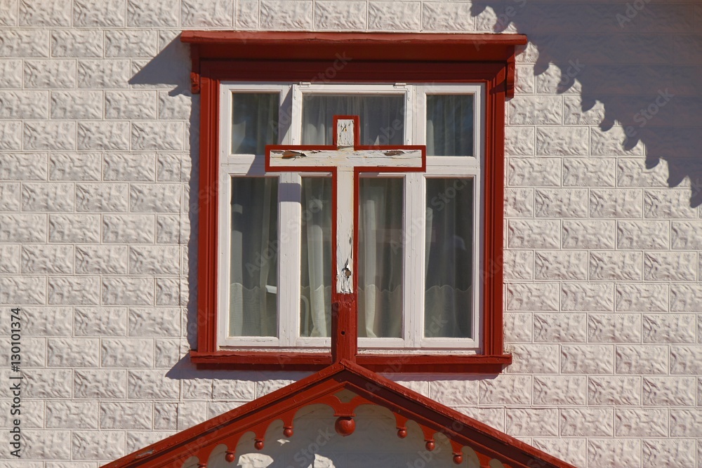 Erstaunlich Fenster Mit Kreuz Fotos