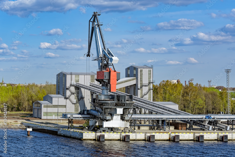Bulk cargo terminal Stock Photo | Adobe Stock