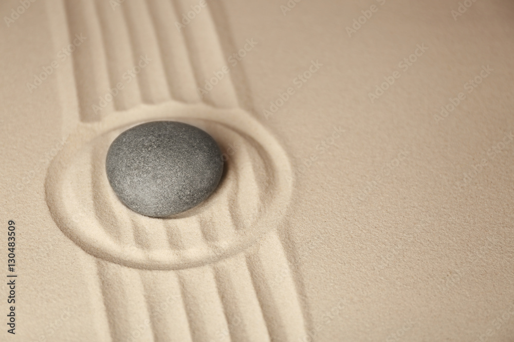 Japanese Zen garden. Pebble on a sand Stock-Foto | Adobe Stock
