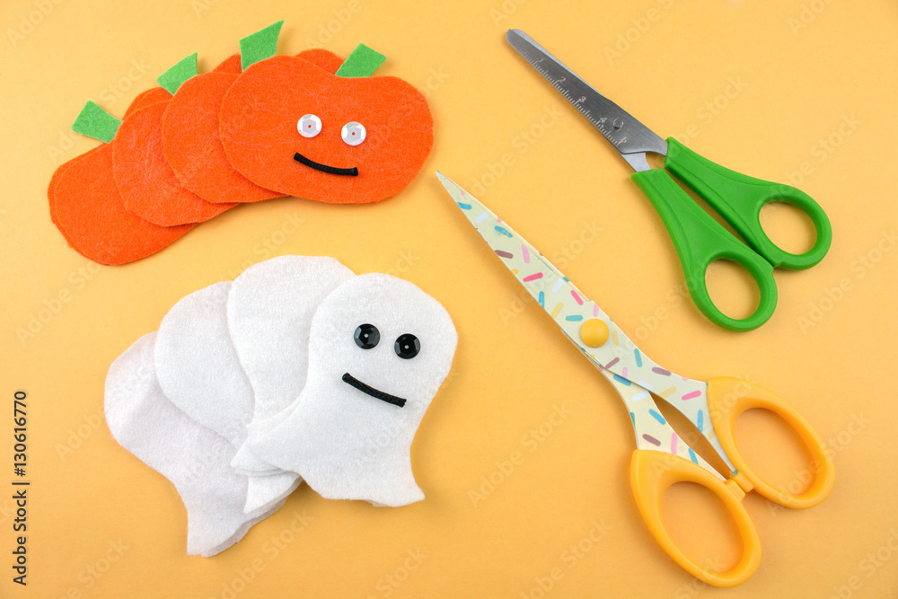 Foto de Figuras de Halloween do Stock | Adobe Stock